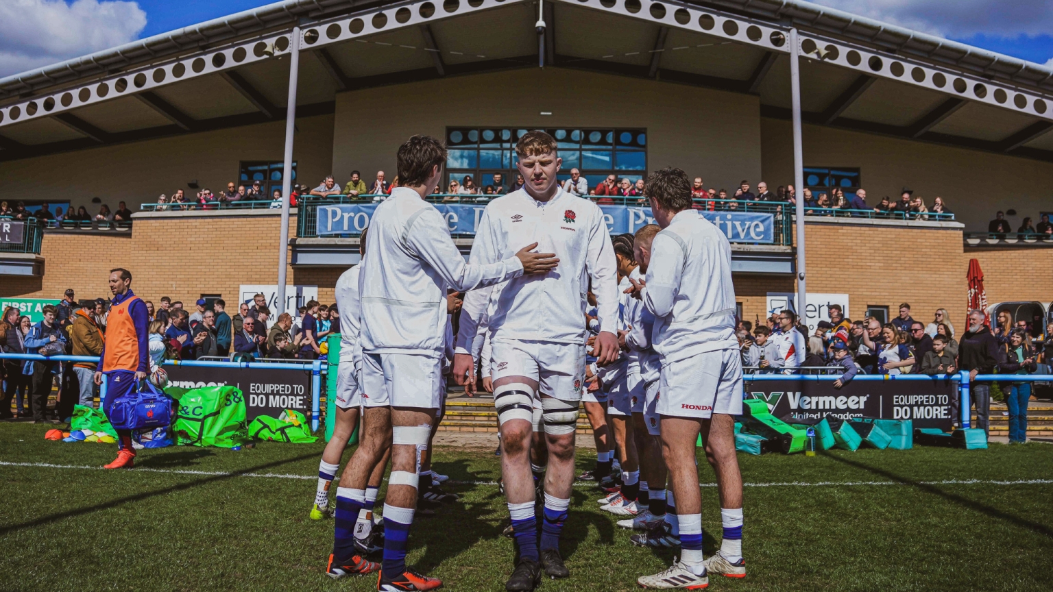 THREE ACADEMY GRADUATES NAMED IN ENGLAND U20S SQUAD | Sale Sharks